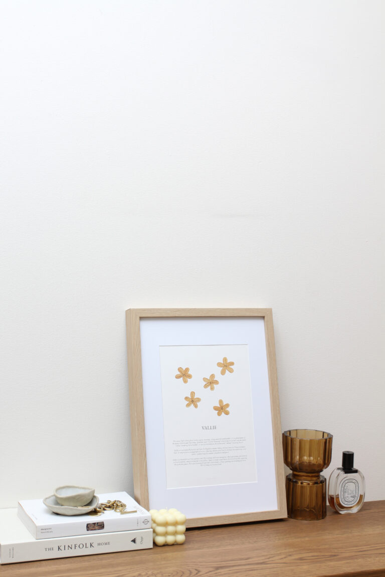 BROWN FLOWERS – NAMA STUDIO